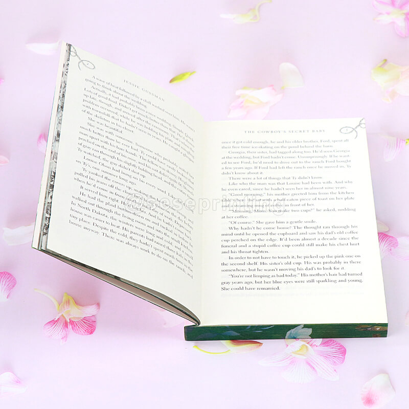 Special Edition Paperbacks with Foiled Cover and Sprayed Edges